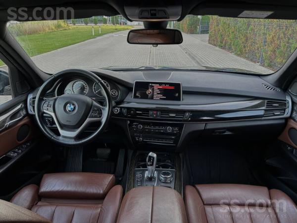 Zils BMW X5 2014 Jūrmala, ar dzinēja tilpumu 3.00 L un nobraukumu 310 tūkst. km par 19000 €, foto 5 vietnē AUTOMOTO.COM.LV