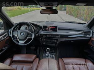Blue BMW X5 2014 in Jurmala, with an engine capacity of 3.00 L and mileage of 310 thousand km for 19000 €, photo 6 on AUTOMOTO.COM.LV
