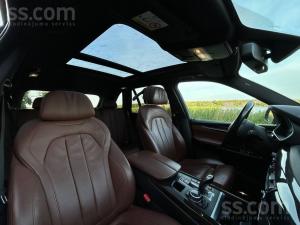 Blue BMW X5 2014 in Jurmala, with an engine capacity of 3.00 L and mileage of 310 thousand km for 19000 €, photo 7 on AUTOMOTO.COM.LV