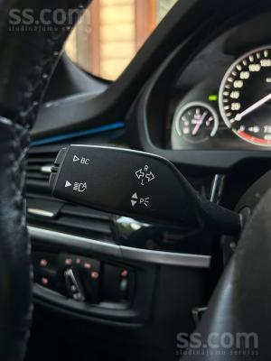 Blue BMW X5 2014 in Jurmala, with an engine capacity of 3.00 L and mileage of 310 thousand km for 19000 €, photo 12 on AUTOMOTO.COM.LV