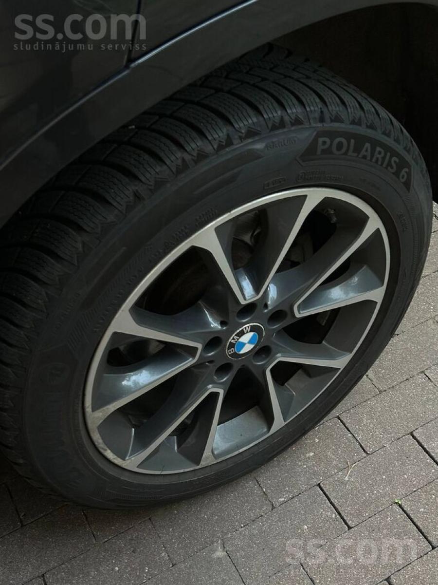 Blue BMW X5 2014 in Jurmala, with an engine capacity of 3.00 L and mileage of 310 thousand km for 19000 €, photo 13 on AUTOMOTO.COM.LV