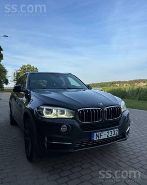 Blue BMW X5 2014 in Jurmala, with an engine capacity of 3.00 L and mileage of 310 thousand km for 19000 €, photo 14 on AUTOMOTO.COM.LV