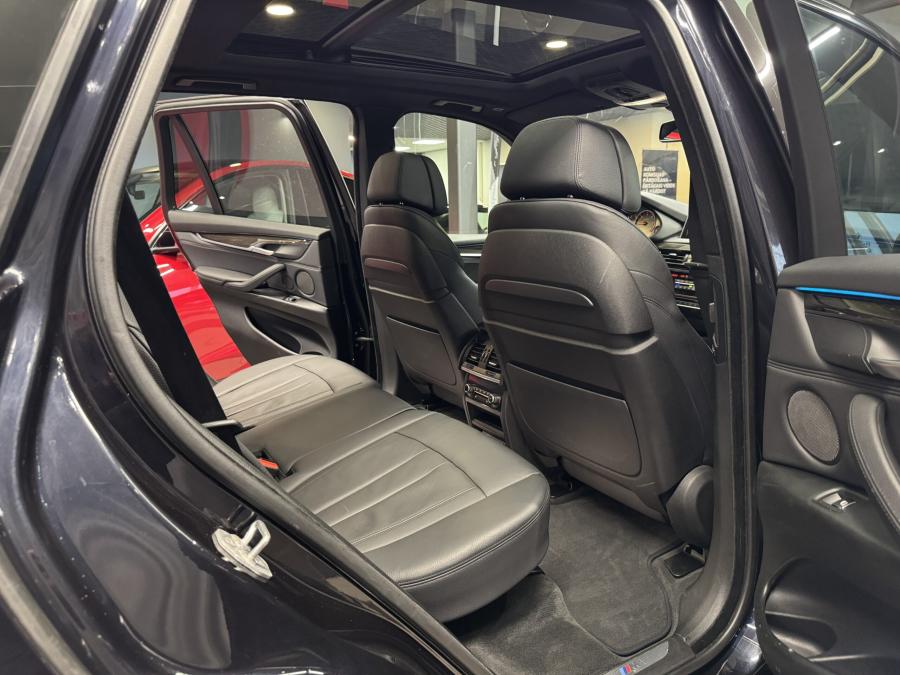 Zils BMW X5 2014 Rīga, ar dzinēja tilpumu 3.00 L un nobraukumu 183 tūkst. km par 19990 €, foto 17 vietnē AUTOMOTO.COM.LV