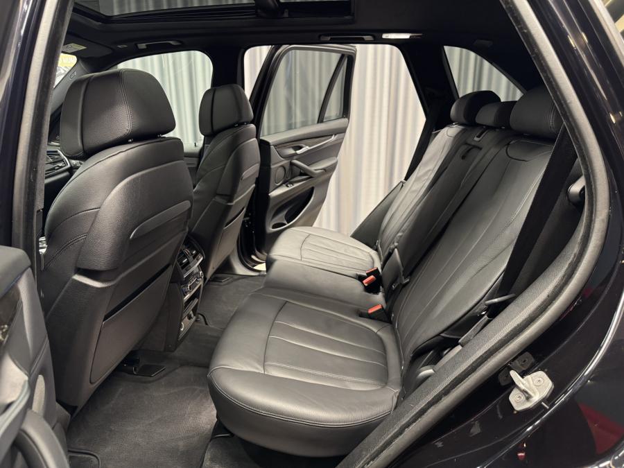 Zils BMW X5 2014 Rīga, ar dzinēja tilpumu 3.00 L un nobraukumu 183 tūkst. km par 19990 €, foto 20 vietnē AUTOMOTO.COM.LV