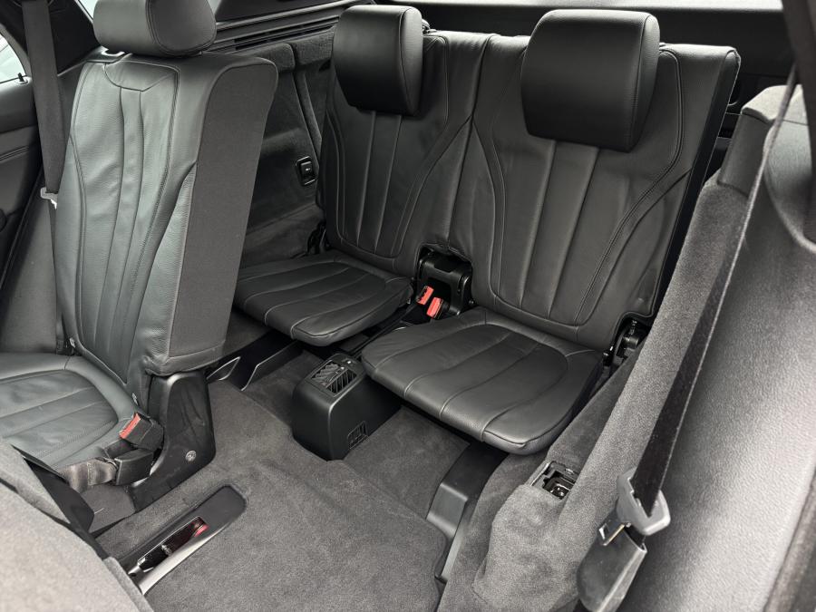 Zils BMW X5 2014 Rīga, ar dzinēja tilpumu 3.00 L un nobraukumu 183 tūkst. km par 19990 €, foto 21 vietnē AUTOMOTO.COM.LV
