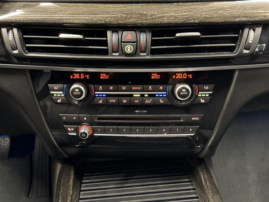 Zils BMW X5 2014 Rīga, ar dzinēja tilpumu 3.00 L un nobraukumu 183 tūkst. km par 19990 €, foto 26 vietnē AUTOMOTO.COM.LV