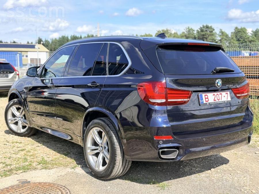 Zils BMW X5 2014 Rīga, ar dzinēja tilpumu 2.00 L un nobraukumu 259 tūkst. km par 18995 €, foto 6 vietnē AUTOMOTO.COM.LV