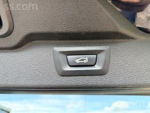 Zils BMW X5 2014 Rīga, ar dzinēja tilpumu 2.00 L un nobraukumu 259 tūkst. km par 18995 €, foto 9 vietnē AUTOMOTO.COM.LV