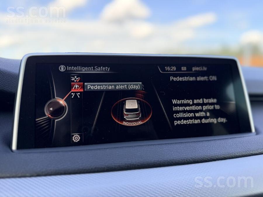 Zils BMW X5 2014 Rīga, ar dzinēja tilpumu 2.00 L un nobraukumu 259 tūkst. km par 18995 €, foto 21 vietnē AUTOMOTO.COM.LV