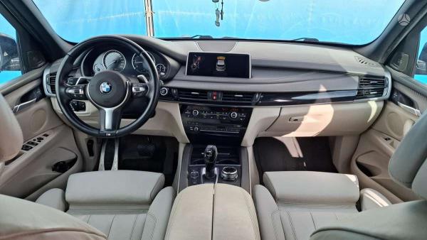 Blue BMW X5 2014 in Siauliai, with an engine capacity of 2.99 L and mileage of 278 thousand km for 20900 €, photo 8 on AUTOMOTO.COM.LV