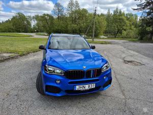 Blue BMW X5 2014 in Panevezys, with an engine capacity of 3.00 L and mileage of 250 thousand km for 22000 €, photo 4 on AUTOMOTO.COM.LV