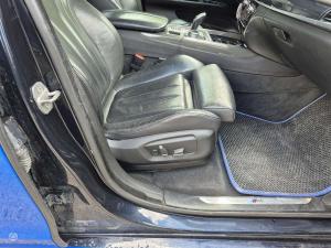 Blue BMW X5 2014 in Panevezys, with an engine capacity of 3.00 L and mileage of 250 thousand km for 22000 €, photo 9 on AUTOMOTO.COM.LV