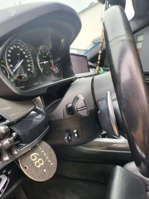 Blue BMW X5 2014 in Panevezys, with an engine capacity of 3.00 L and mileage of 250 thousand km for 22000 €, photo 16 on AUTOMOTO.COM.LV