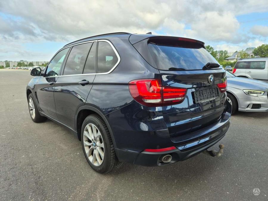 Zils BMW X5 2014 Kauņa, ar dzinēja tilpumu 2.99 L un nobraukumu 330 tūkst. km par 10800 €, foto 4 vietnē AUTOMOTO.COM.LV