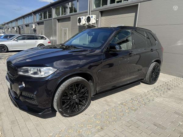 Zils BMW X5 2014 Viļņa, ar dzinēja tilpumu 0.30 L un nobraukumu 317 tūkst. km par 20000 €, foto 1 vietnē AUTOMOTO.COM.LV