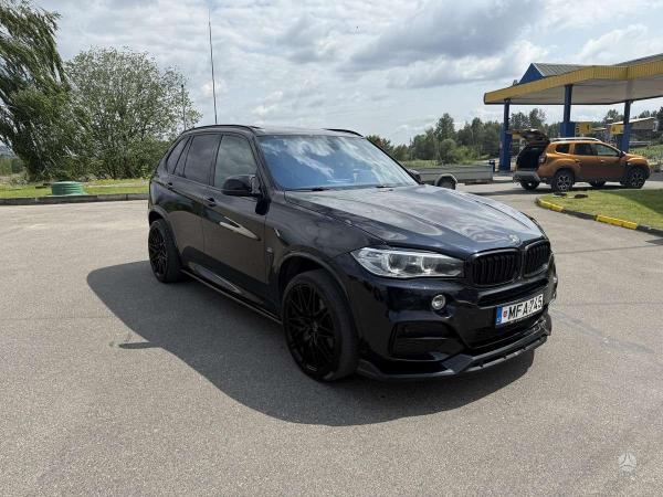 Zils BMW X5 2014 Viļņa, ar dzinēja tilpumu 0.30 L un nobraukumu 317 tūkst. km par 20000 €, foto 5 vietnē AUTOMOTO.COM.LV