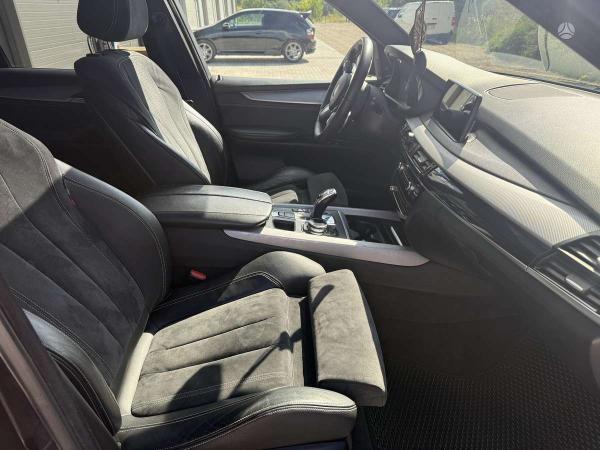 Zils BMW X5 2014 Viļņa, ar dzinēja tilpumu 0.30 L un nobraukumu 317 tūkst. km par 20000 €, foto 10 vietnē AUTOMOTO.COM.LV