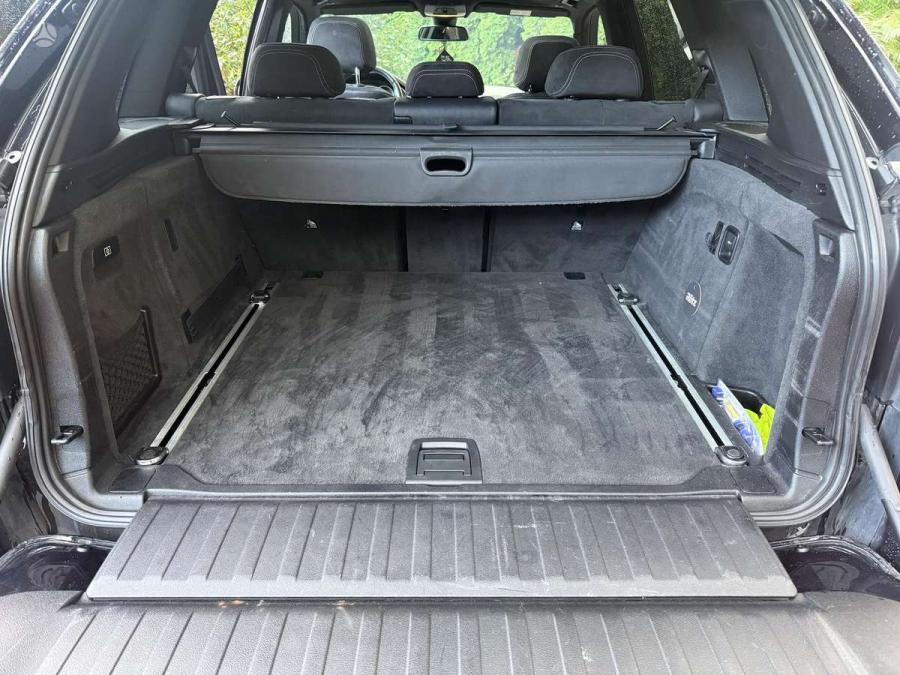 Blue BMW X5 2014 in Vilnius, with an engine capacity of 0.30 L and mileage of 317 thousand km for 20000 €, photo 12 on AUTOMOTO.COM.LV
