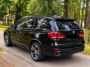 Zils BMW X5 2014 Viļņa, ar dzinēja tilpumu 2.99 L un nobraukumu 205 tūkst. km par 19900 €, foto 13 vietnē AUTOMOTO.COM.LV