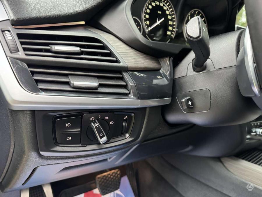 Zils BMW X5 2014 Viļņa, ar dzinēja tilpumu 2.99 L un nobraukumu 205 tūkst. km par 19900 €, foto 39 vietnē AUTOMOTO.COM.LV