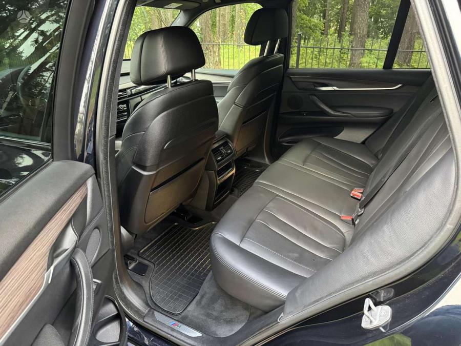 Blue BMW X5 2014 in Vilnius, with an engine capacity of 2.99 L and mileage of 205 thousand km for 19900 €, photo 16 on AUTOMOTO.COM.LV