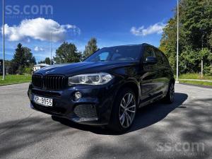 Blue BMW X5 2014 in Riga, with an engine capacity of 3.00 L and mileage of 275 thousand km for 18500 €, photo 3 on AUTOMOTO.COM.LV