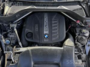 Blue BMW X5 2014 in Riga, with an engine capacity of 3.00 L and mileage of 275 thousand km for 18500 €, photo 9 on AUTOMOTO.COM.LV