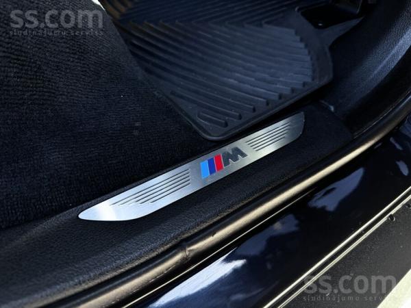 Blue BMW X5 2014 in Riga, with an engine capacity of 3.00 L and mileage of 275 thousand km for 18500 €, photo 11 on AUTOMOTO.COM.LV