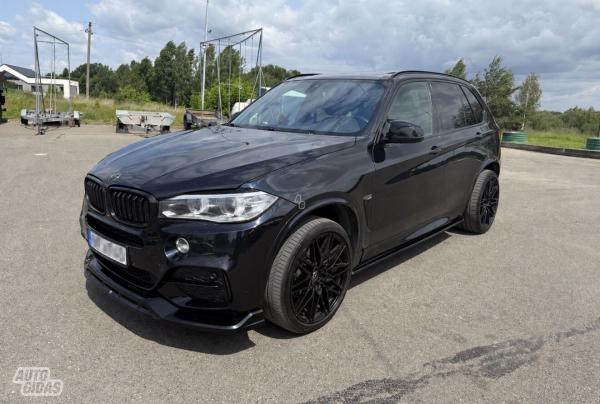 Blue BMW X5 2014 in Vilnius, with an engine capacity of 3.00 L and mileage of 318 thousand km for 17500 €, photo 3 on AUTOMOTO.COM.LV