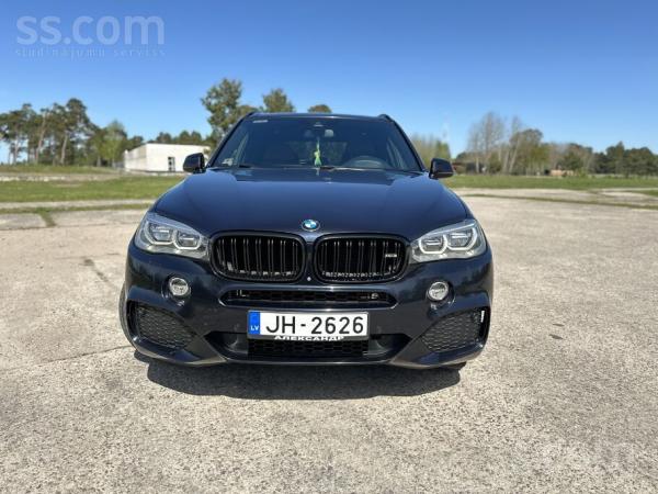 Blue BMW X5 2015 in Liepaja, with an engine capacity of 3.00 L and mileage of 188 thousand km for 24000 €, photo 1 on AUTOMOTO.COM.LV