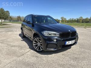 Zils BMW X5 2015 Liepāja, ar dzinēja tilpumu 3.00 L un nobraukumu 188 tūkst. km par 24000 €, foto 2 vietnē AUTOMOTO.COM.LV
