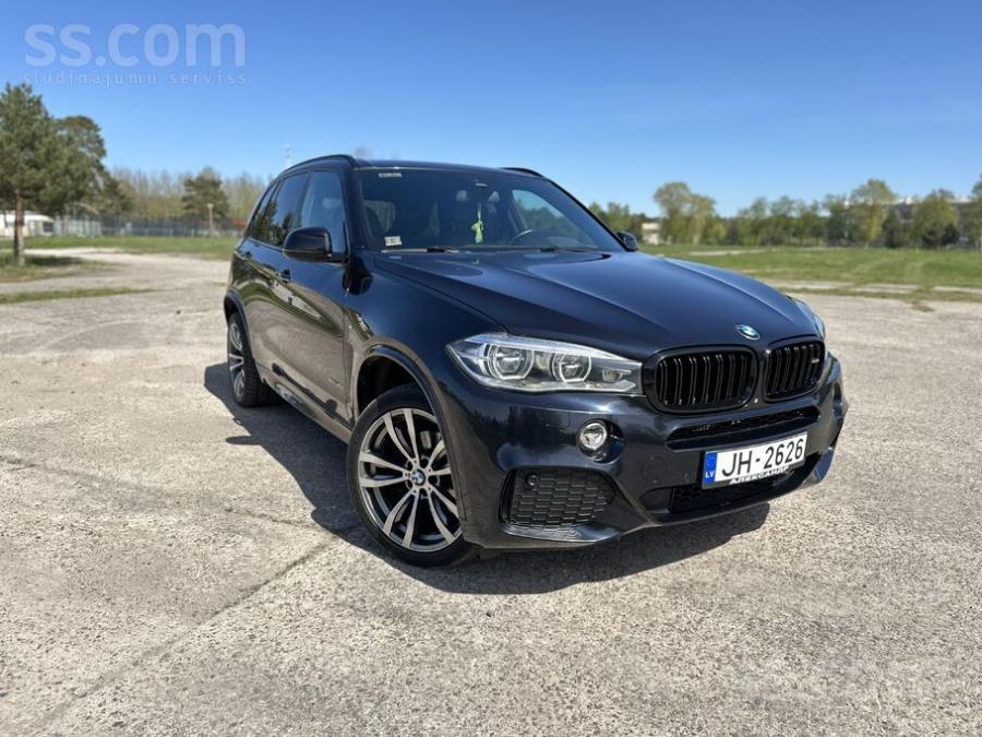 Zils BMW X5 2015 Liepāja, ar dzinēja tilpumu 3.00 L un nobraukumu 188 tūkst. km par 24000 €, foto 2 vietnē AUTOMOTO.COM.LV