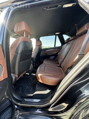 Zils BMW X5 2015 Liepāja, ar dzinēja tilpumu 3.00 L un nobraukumu 188 tūkst. km par 24000 €, foto 25 vietnē AUTOMOTO.COM.LV