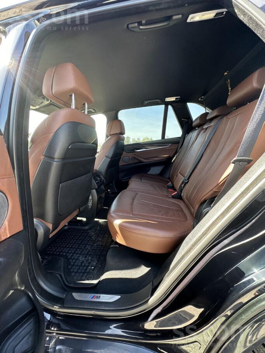 Zils BMW X5 2015 Liepāja, ar dzinēja tilpumu 3.00 L un nobraukumu 188 tūkst. km par 24000 €, foto 25 vietnē AUTOMOTO.COM.LV