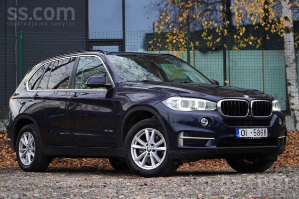 Zils BMW X5 2015 Rīga, ar dzinēja tilpumu 3.00 L un nobraukumu 313 tūkst. km par 15990 €, foto 3 vietnē AUTOMOTO.COM.LV