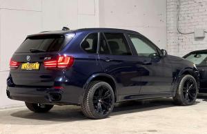 Blue BMW X5 2015 in Klaipeda, with an engine capacity of 2.99 L and mileage of 159 thousand km for 18500 €, photo 29 on AUTOMOTO.COM.LV