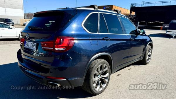 Zils BMW X5 2015 Tallina, ar dzinēja tilpumu 3.00 L un nobraukumu 273 tūkst. km par 21500 €, foto 5 vietnē AUTOMOTO.COM.LV