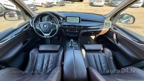 Zils BMW X5 2015 Tallina, ar dzinēja tilpumu 3.00 L un nobraukumu 273 tūkst. km par 21500 €, foto 10 vietnē AUTOMOTO.COM.LV