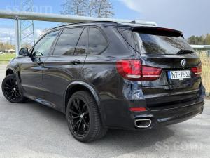 Zils BMW X5 2015 Rīga, ar dzinēja tilpumu 3.00 L un nobraukumu 260 tūkst. km par 28000 €, foto 4 vietnē AUTOMOTO.COM.LV