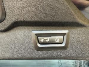 Zils BMW X5 2015 Rīga, ar dzinēja tilpumu 3.00 L un nobraukumu 260 tūkst. km par 28000 €, foto 11 vietnē AUTOMOTO.COM.LV