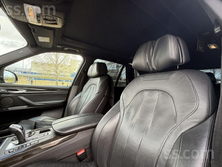 Zils BMW X5 2015 Rīga, ar dzinēja tilpumu 3.00 L un nobraukumu 260 tūkst. km par 28000 €, foto 12 vietnē AUTOMOTO.COM.LV
