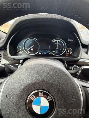 Zils BMW X5 2015 Rīga, ar dzinēja tilpumu 3.00 L un nobraukumu 260 tūkst. km par 28000 €, foto 14 vietnē AUTOMOTO.COM.LV