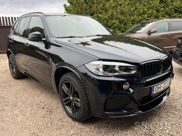 Zils BMW X5 2015 Rīga, ar dzinēja tilpumu 3.00 L un nobraukumu 0 tūkst. km par 21000 €, foto 4 vietnē AUTOMOTO.COM.LV