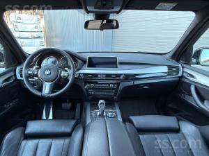 Zils BMW X5 2015 Limbaži, ar dzinēja tilpumu 3.00 L un nobraukumu 215 tūkst. km par 19990 €, foto 9 vietnē AUTOMOTO.COM.LV