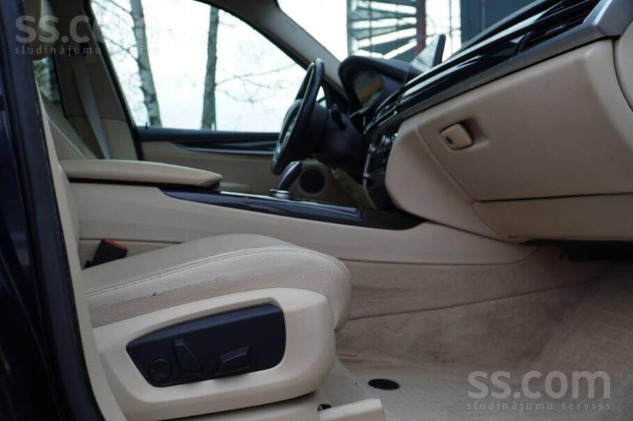 Zils BMW X5 2015 Rīga, ar dzinēja tilpumu 3.00 L un nobraukumu 315 tūkst. km par 12900 €, foto 6 vietnē AUTOMOTO.COM.LV
