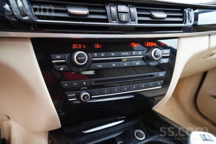 Zils BMW X5 2015 Rīga, ar dzinēja tilpumu 3.00 L un nobraukumu 315 tūkst. km par 12900 €, foto 7 vietnē AUTOMOTO.COM.LV