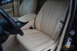 Zils BMW X5 2015 Rīga, ar dzinēja tilpumu 3.00 L un nobraukumu 315 tūkst. km par 12900 €, foto 12 vietnē AUTOMOTO.COM.LV