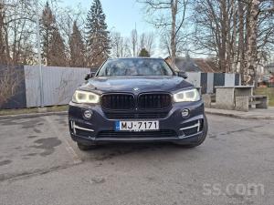 Zils BMW X5 2015 Rīga, ar dzinēja tilpumu 3.00 L un nobraukumu 276 tūkst. km par 18000 €, foto  vietnē AUTOMOTO.COM.LV
