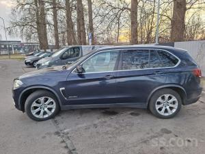 Синий БМВ Х5 2015 в Рига, объемом двигателя 3.00 л и пробегом 276 тыс. км за 18000 €, фото 3 на AUTOMOTO.COM.LV