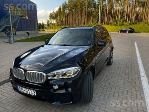Blue BMW X5 2015 in Riga, with an engine capacity of 3.00 L and mileage of 213 thousand km for 20999 €, photo 3 on AUTOMOTO.COM.LV